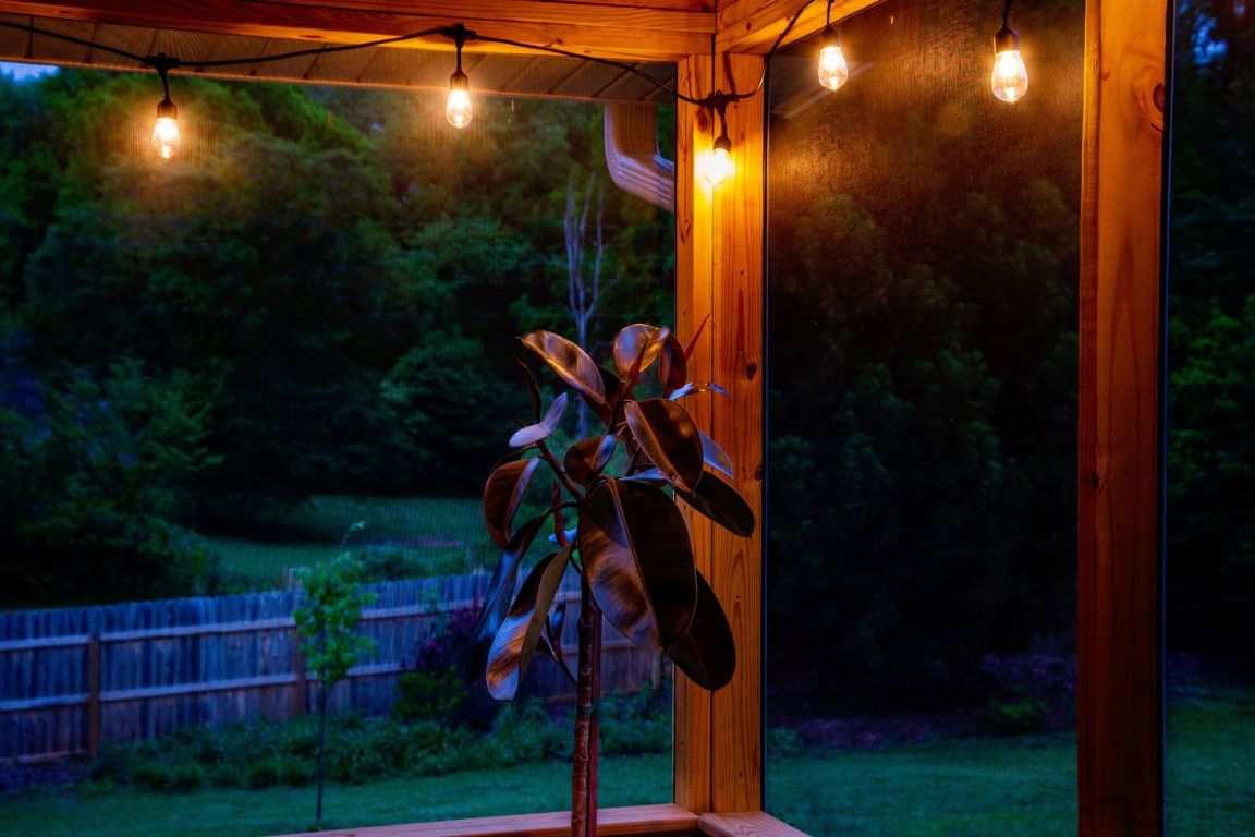 The 7 Best Outdoor String Lights - Tested by Bob Vila