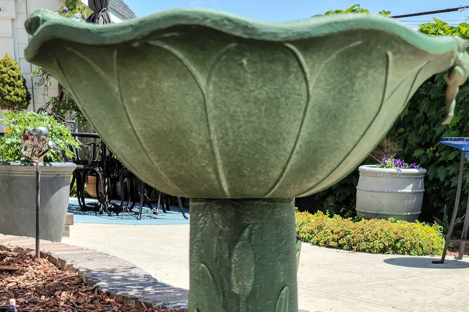 Smart Solar Solar Bird Bath Fountain Review - Tested by Bob Vila