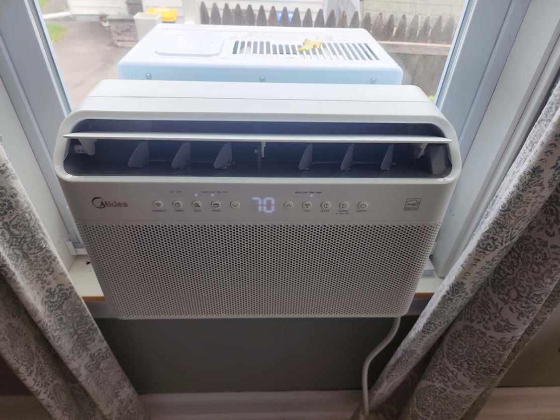 Midea U-Shaped Air Conditioner Review: Talk About a Quiet Cool - Tested ...