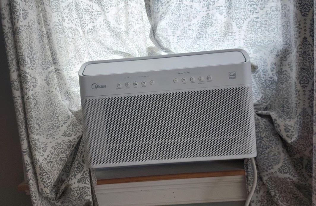 Midea U-Shaped Air Conditioner Review: Talk About a Quiet Cool - Tested ...