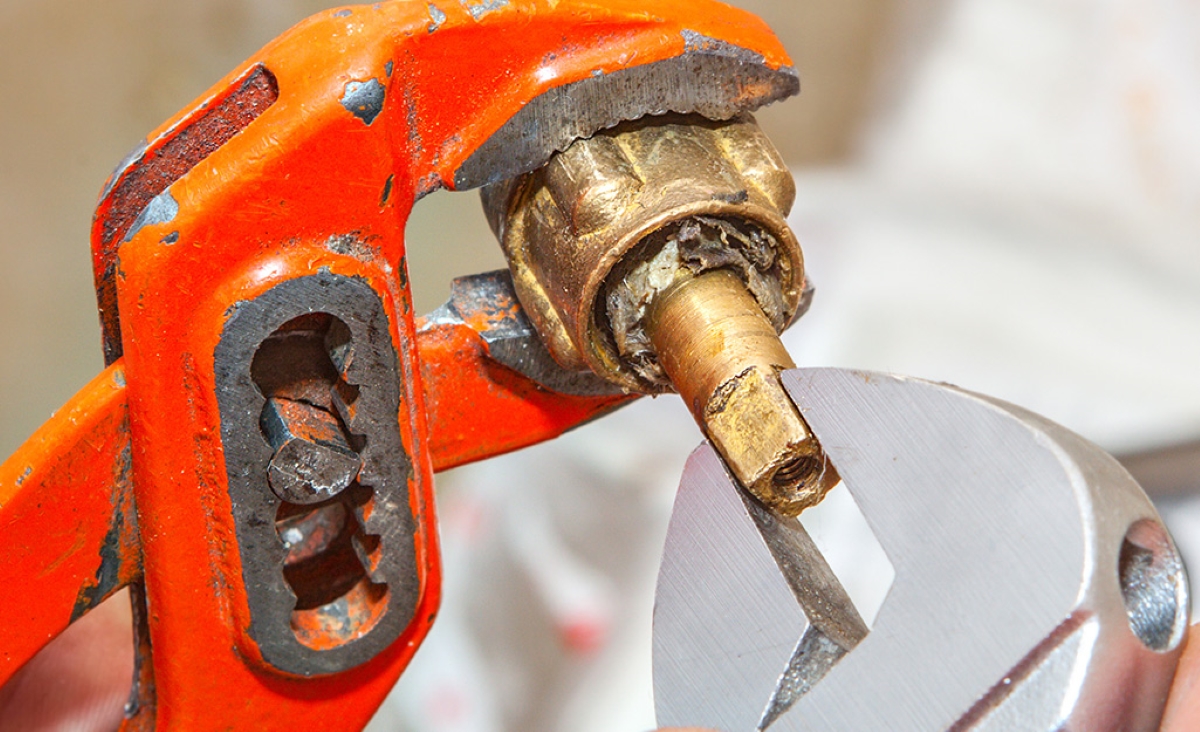 How to Replace a Shower Valve in 6 Steps - Bob Vila