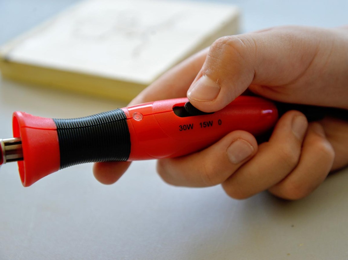 TruArt Stage 1 Wood-Burning Tool: Does it Work? - Tested by Bob Vila