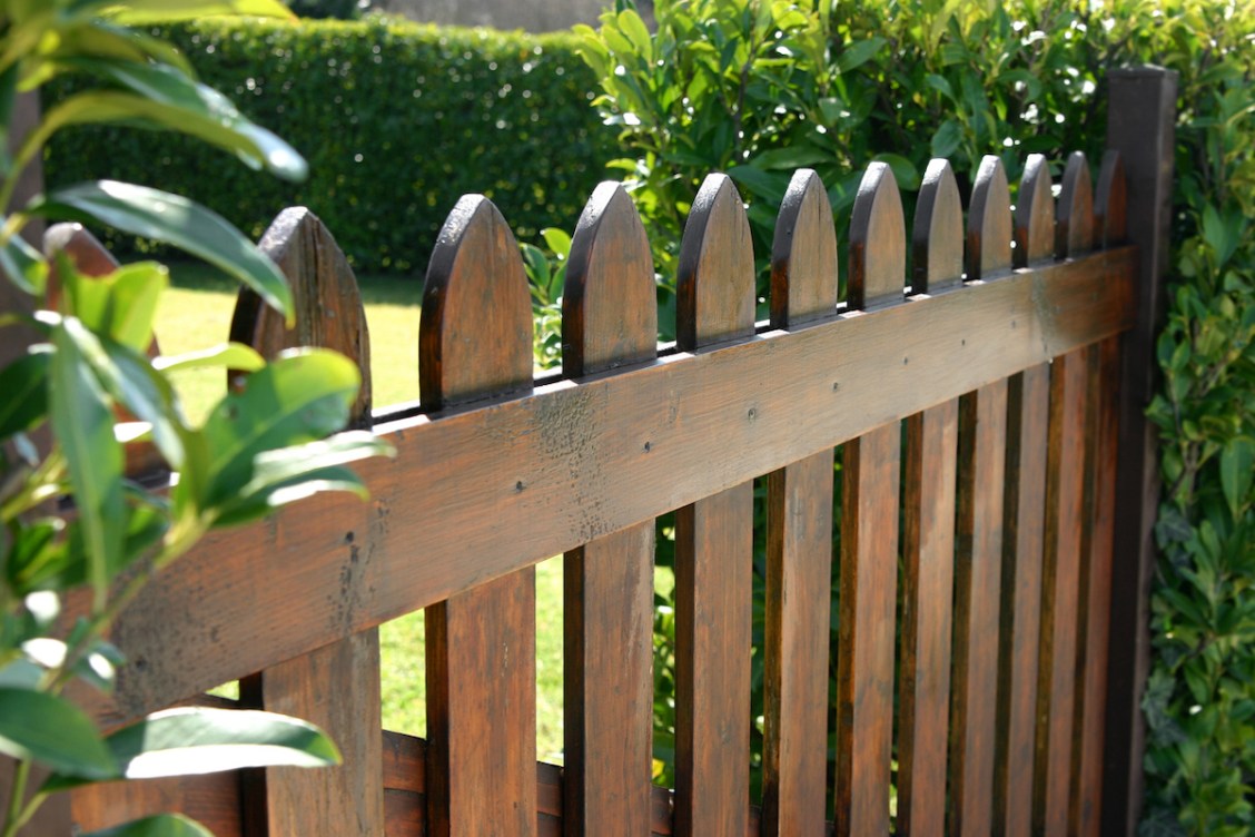 13 Picket Fence Ideas for a Charming Home Landscape - Bob Vila