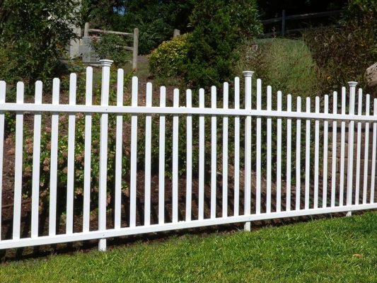 13 Picket Fence Ideas for a Charming Home Landscape - Bob Vila