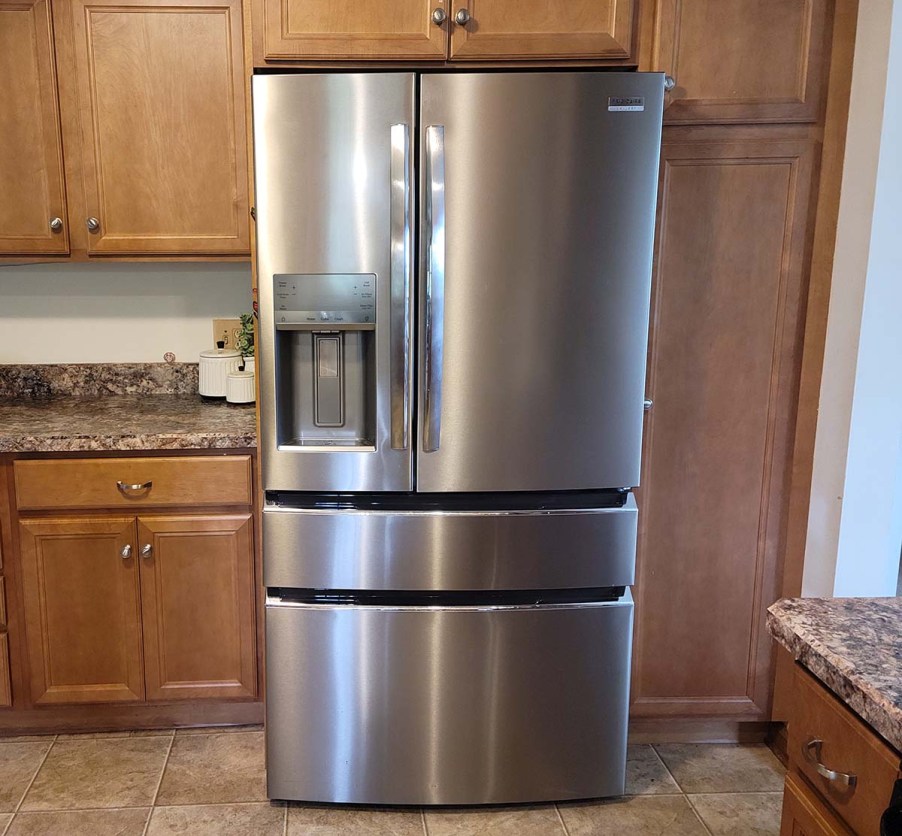 Frigidaire Gallery Refrigerator Review: Is it Worth It? - Tested by Bob ...