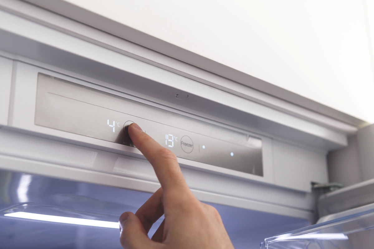 What Temperature Should a Refrigerator and Freezer Be? - Bob VIla