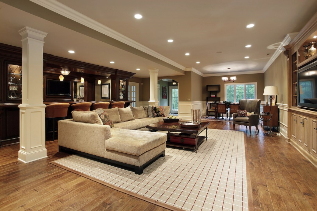 10 Basement Flooring Ideas That DIYers Can Install Themselves