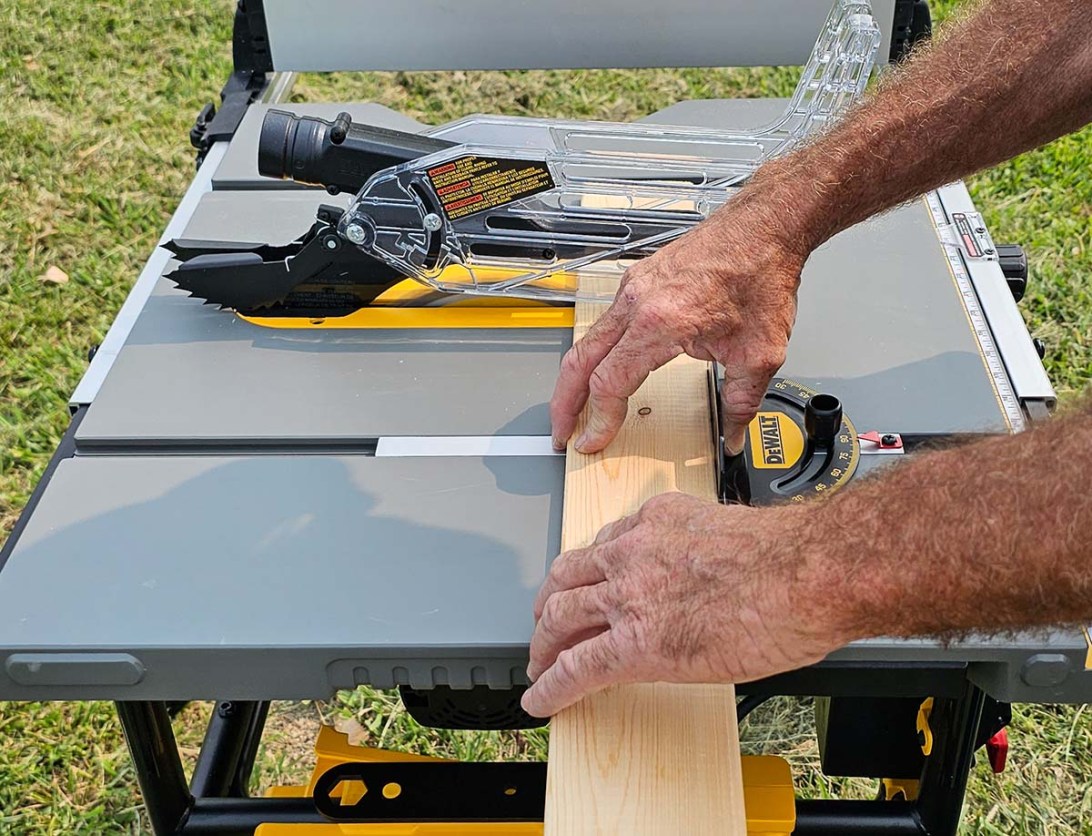 DeWalt 10-Inch Table Saw Review - Tested by Bob Vila