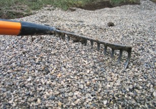 7 Tips for Maintaining a Gravel Driveway - Bob Vila