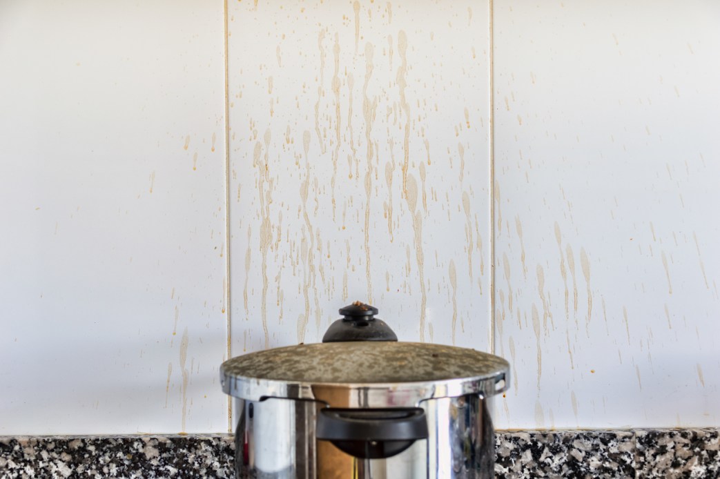 7 Reasons Why You Should Clean Your Walls More Often—and How to Do it ...