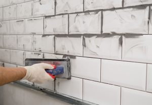 What Color Grout to Use With White Tile: 6 Hues Designers Recommend