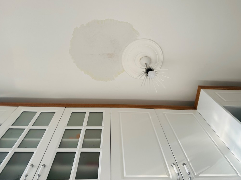 25 Home Maintenance Problems That Only Take a Minute to Fix