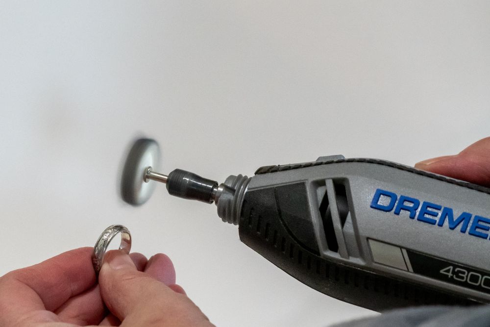 Made for Cutting, Polishing, Crafting, and More: A Dremel 4300 Review