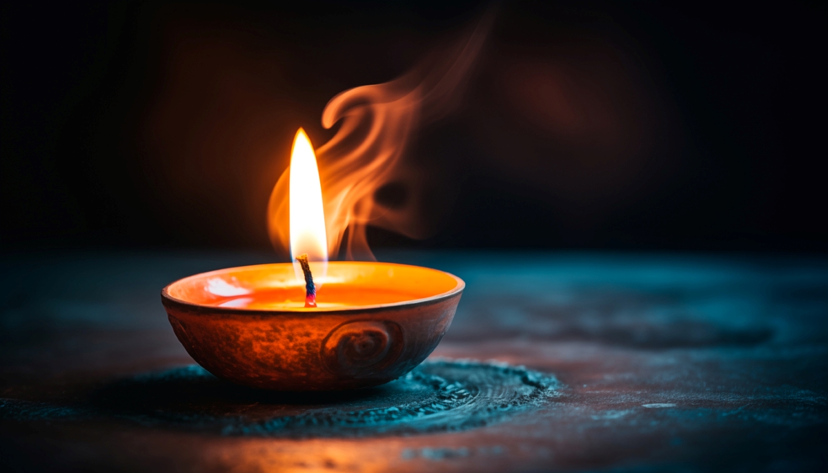 You’re Probably Burning Candles Wrong—Here’s How to Do it Safely