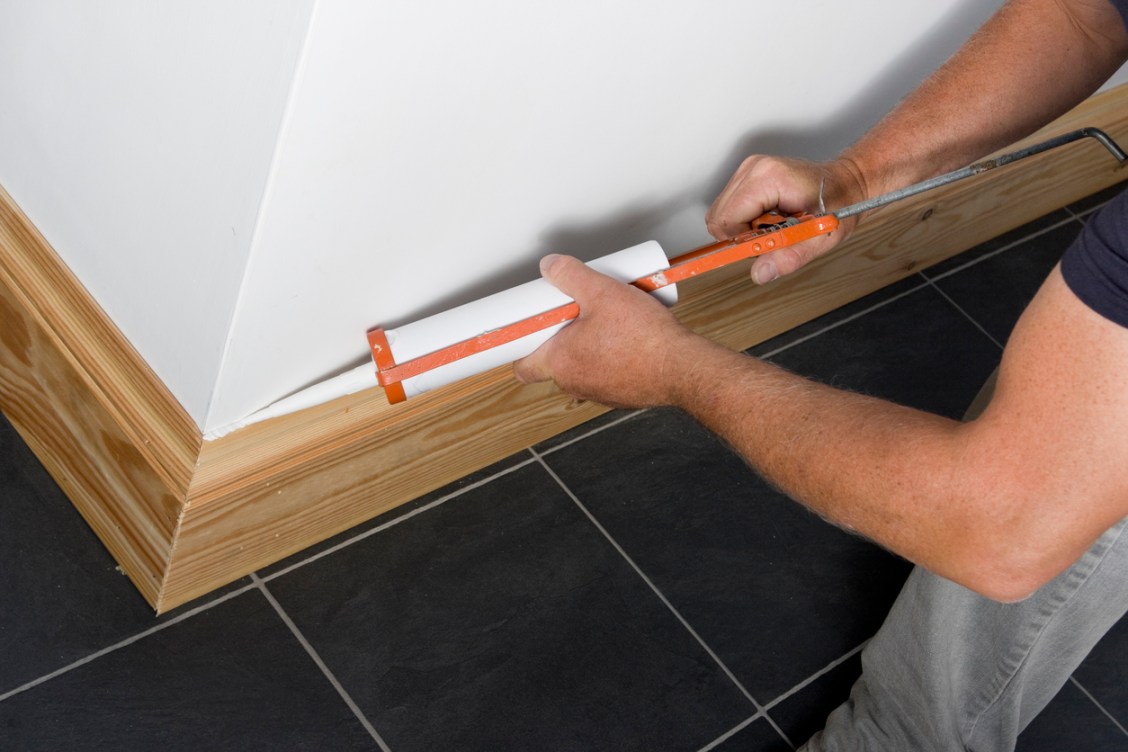 15 Problems Around the House That You Can Solve With Caulk
