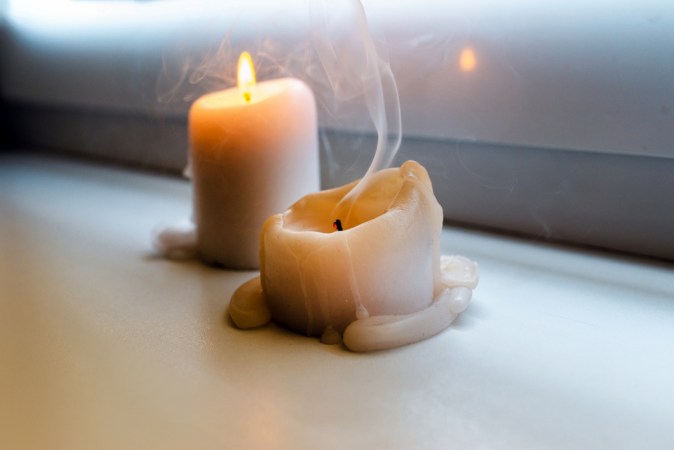 You’re Probably Burning Candles Wrong—Here’s How to Do it Safely