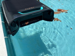 The Best Robotic Pool Skimmers - Tested by Bob Vila