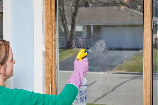 How to Clean Windows Properly, Inside and Out