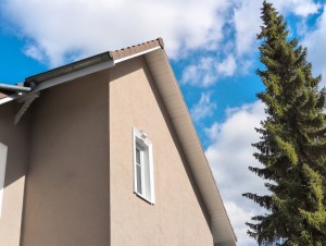 What Are Eaves on a House?