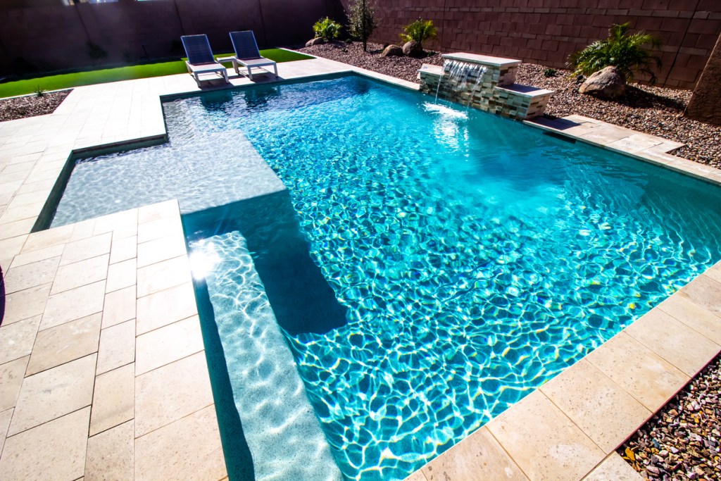 How To Find a Leak in a Pool In 6 Steps