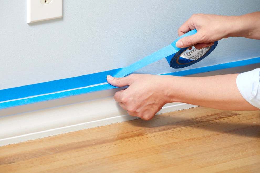 How to Caulk Baseboards Like a Pro