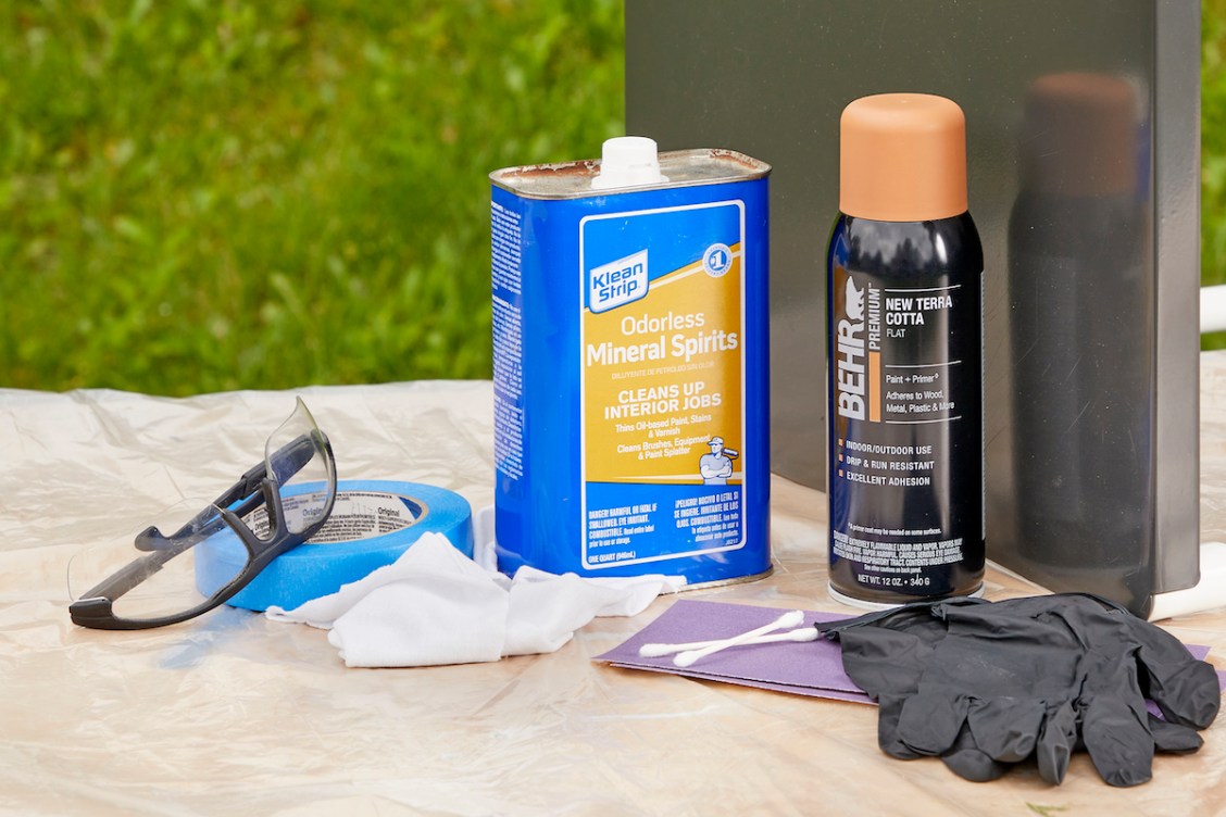 How to Spray Paint Metal Furniture and Fixtures