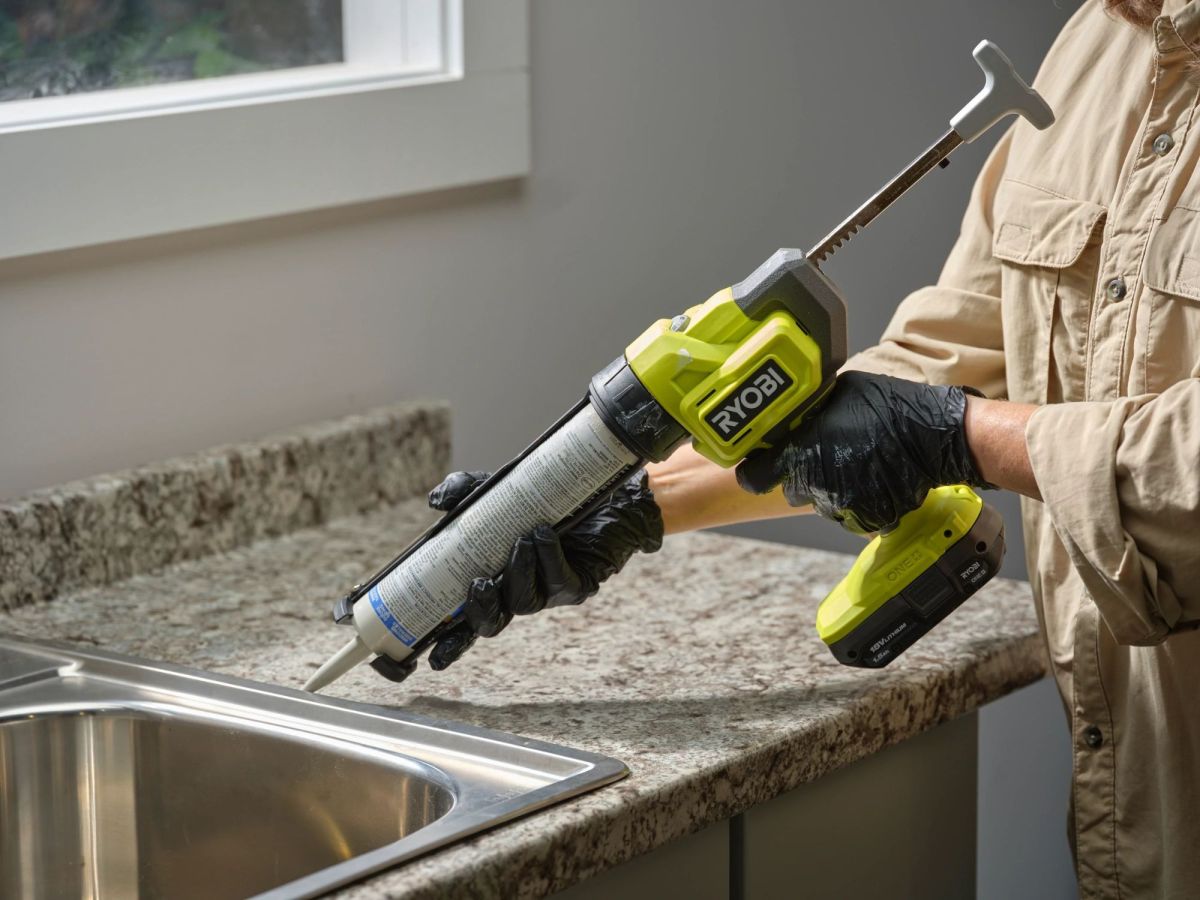 After Testing, This Is Our Pick for the Best Cordless Caulk Gun