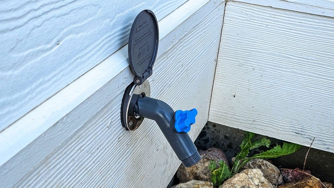 Aquor House Hydrant V1+ Review: Is it Worth It's Cost?