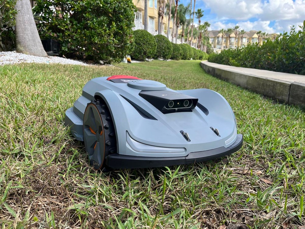 We Tested The Smart Sunseeker X7 Robotic Lawn Mower