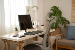 8 Home Office Layout Ideas That Are Up to Any Task