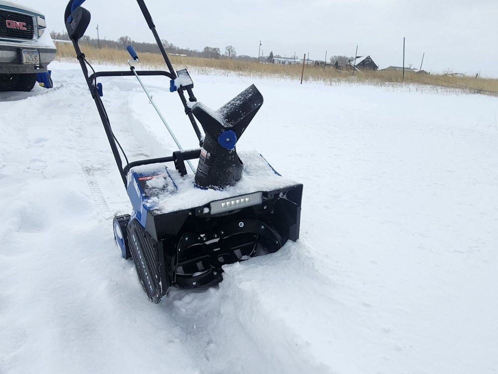 The Best Snow Blowers You Can Get Within a Week
