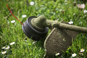 How to String a Weed Eater the Right Way