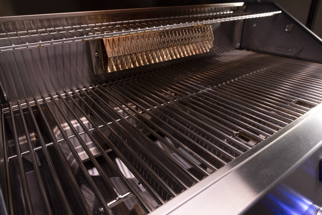 Monument Grills' New Eminence 605 Grill Is Made for Modern-Day BBQ