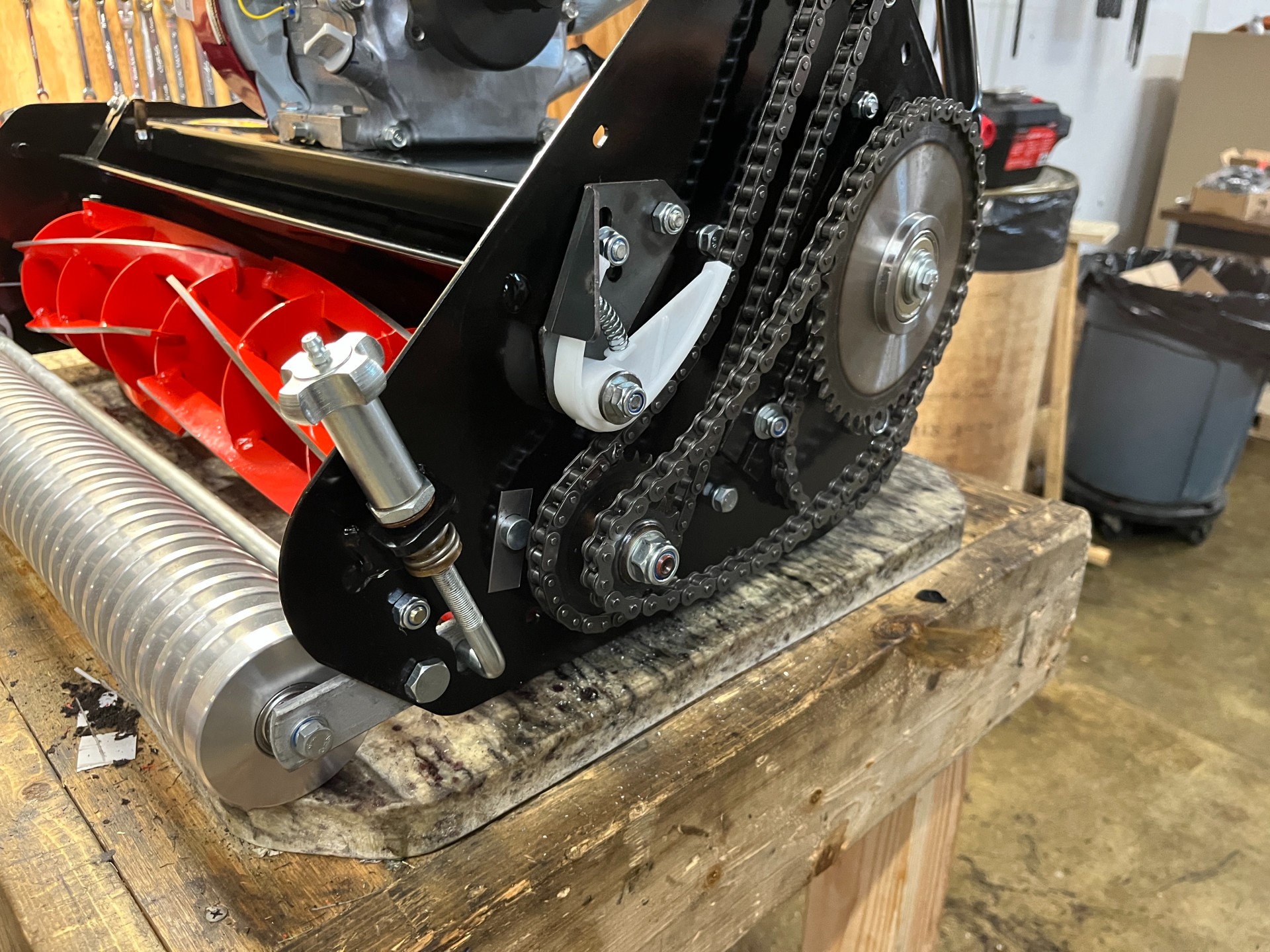 The Perfect Lawn Mower for Lawn Lovers: A Rolux X20 Review