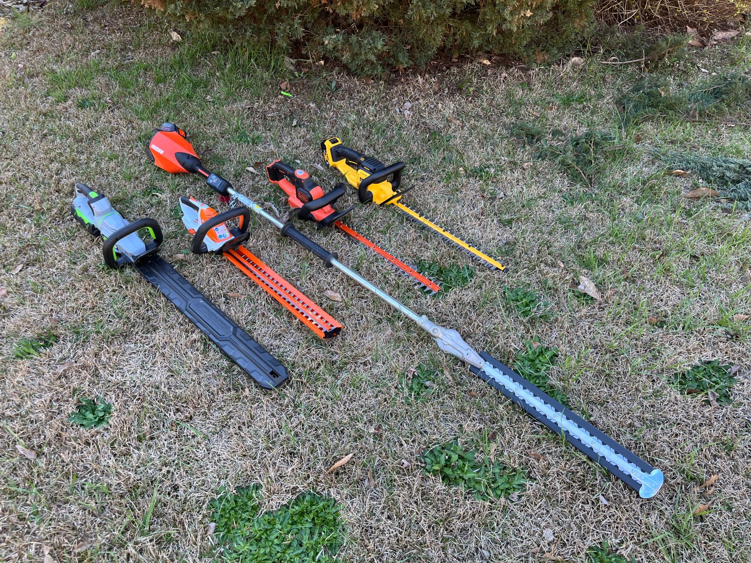 The Best Battery-Powered Hedge Trimmer - Tested by Bob Vila