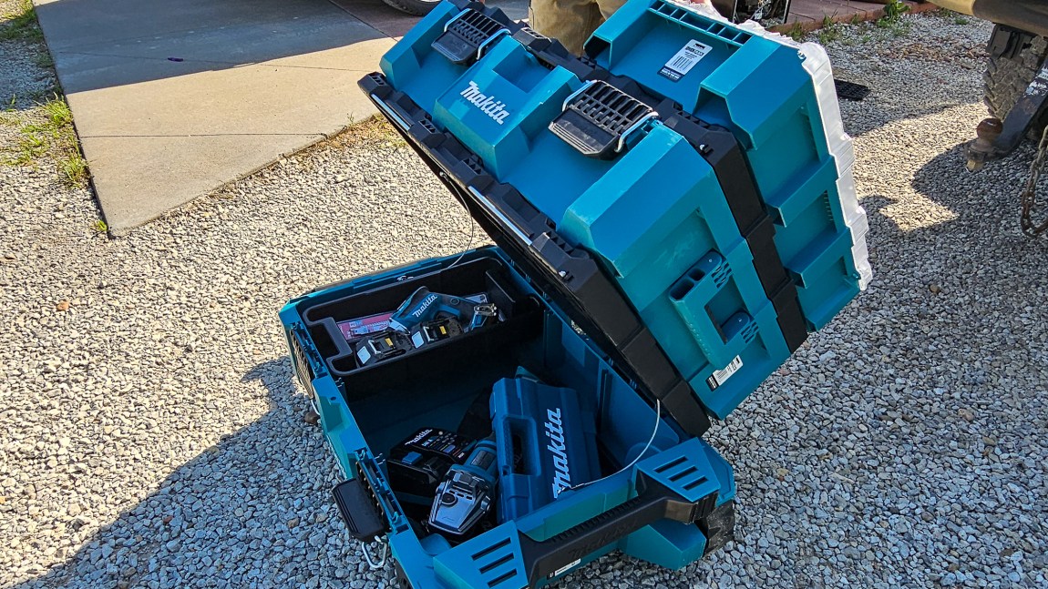 Rugged Features, Exceptional Design: A Makita Maktrak Review