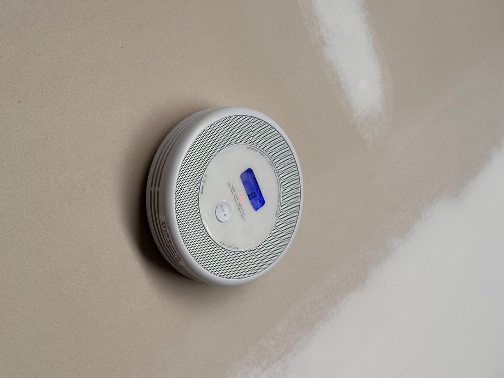 The Best Smoke Detectors - Tested by Bob Vila