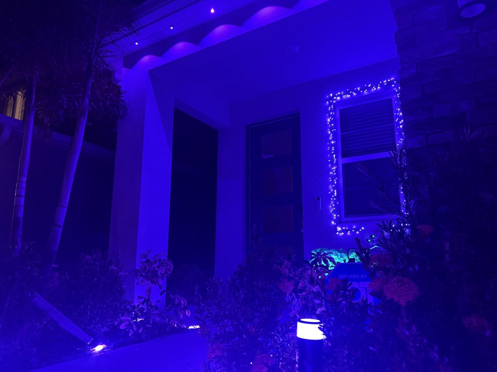 The Best Smart Outdoor Lights of 2025 | Tested by Bob Vila