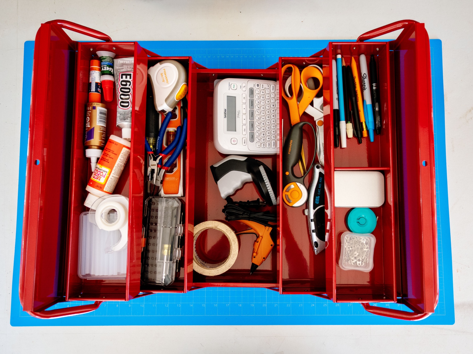 Westward Cantilever Tool Box Review - Tested by Bob Vila