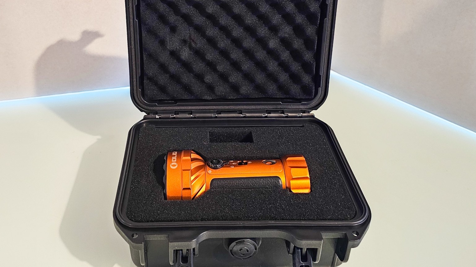 Olight Marauder Mini 2 Review: A Small But Mighty Flashlight