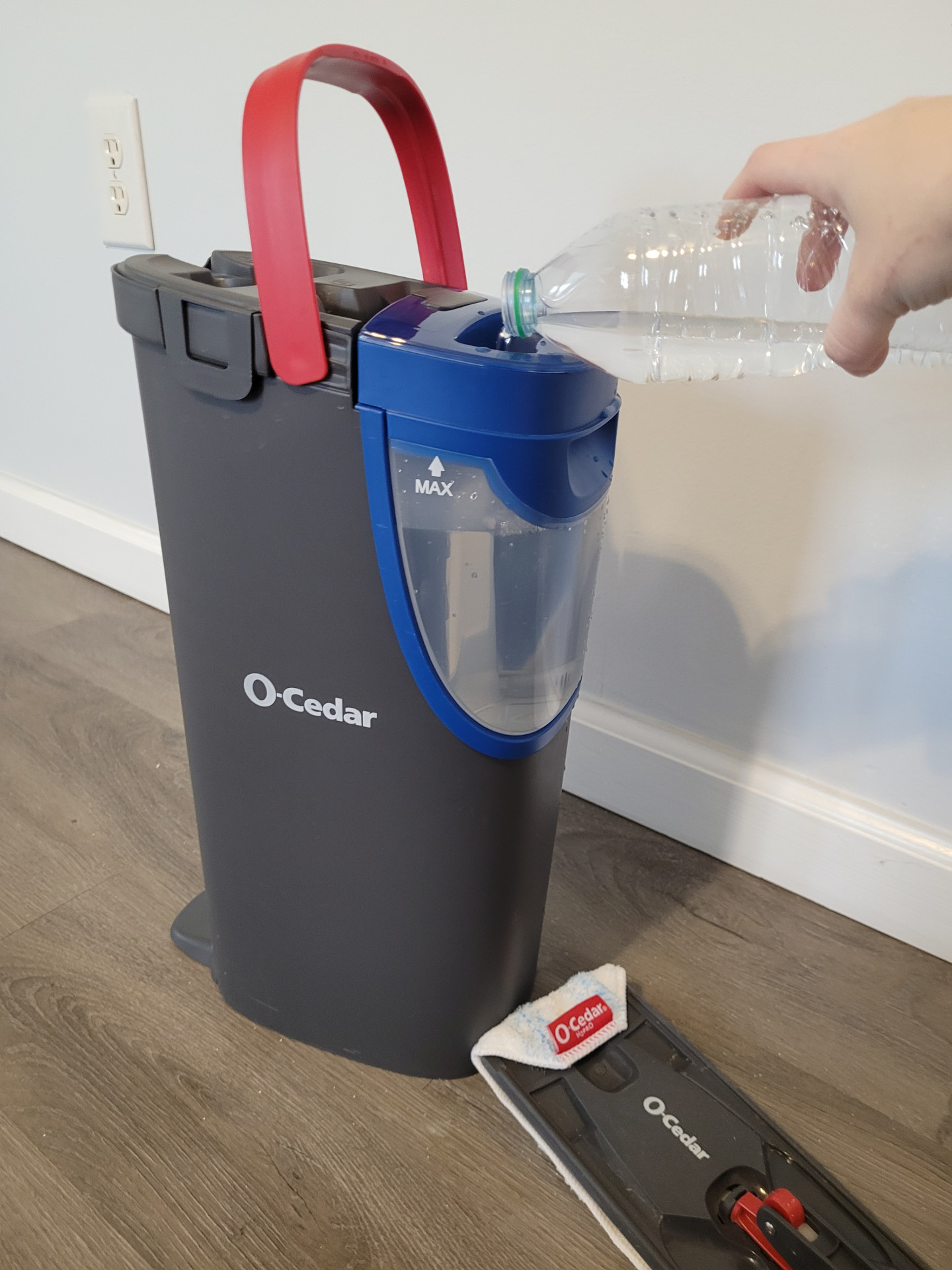 O'Cedar H2prO Flat Mop System Review: Mopping Made Cleaner