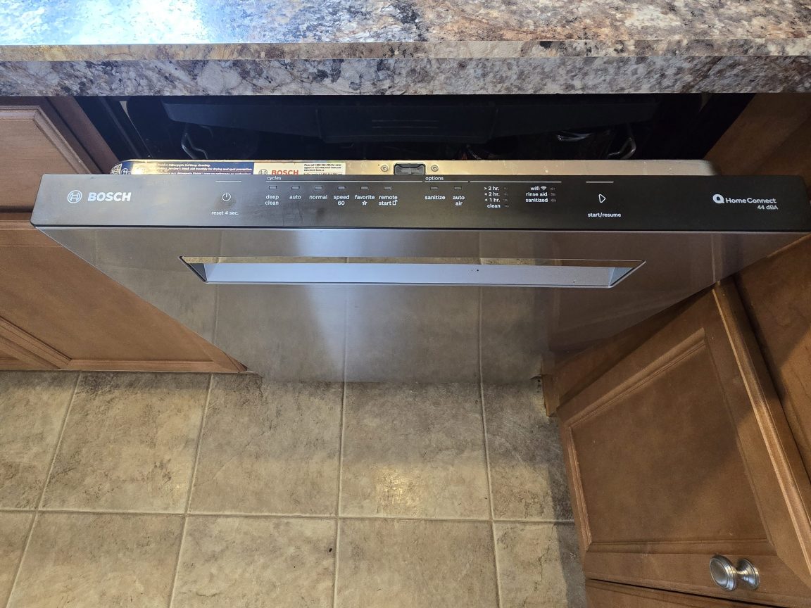 Bosch Series 500 Dishwasher Review: Tested by Bob Vila